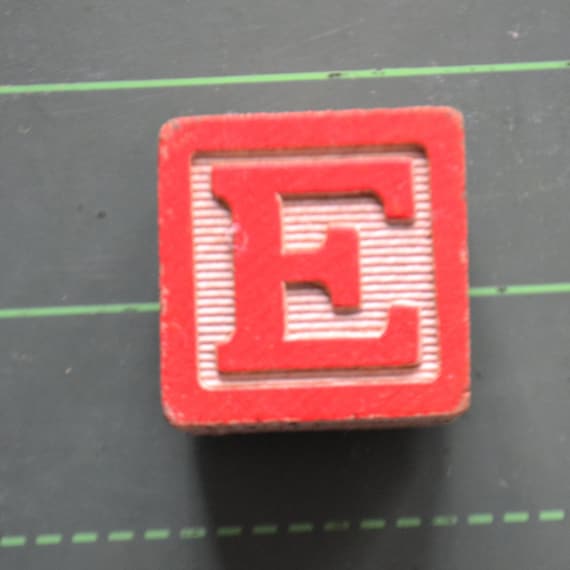 Block Letter E Red