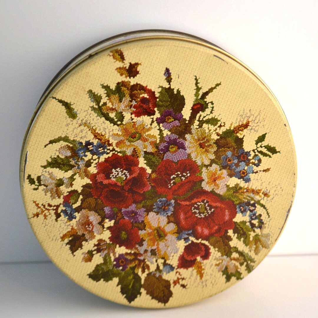 Vintage Round Floral Candy Metal Tin Container - Etsy