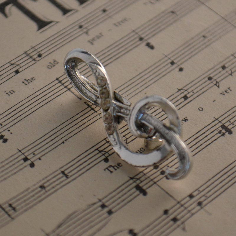 Treble Clef Pin - Etsy