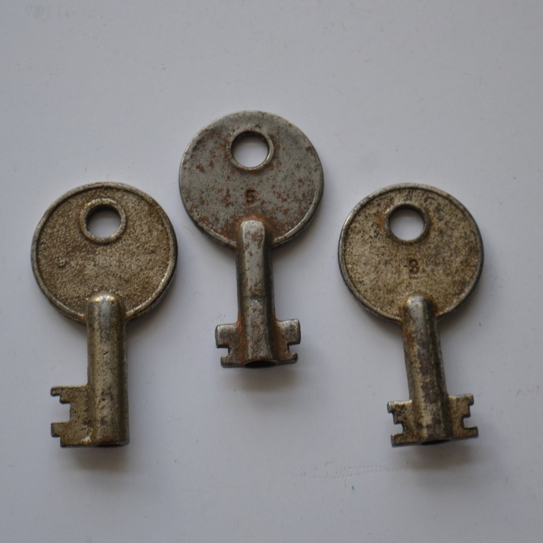 Original Vintage Salvaged Industrial Silver Keys Lot of 3 - Etsy