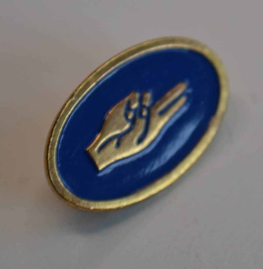 Vintage Girl Scouts Brownie Pin - Etsy