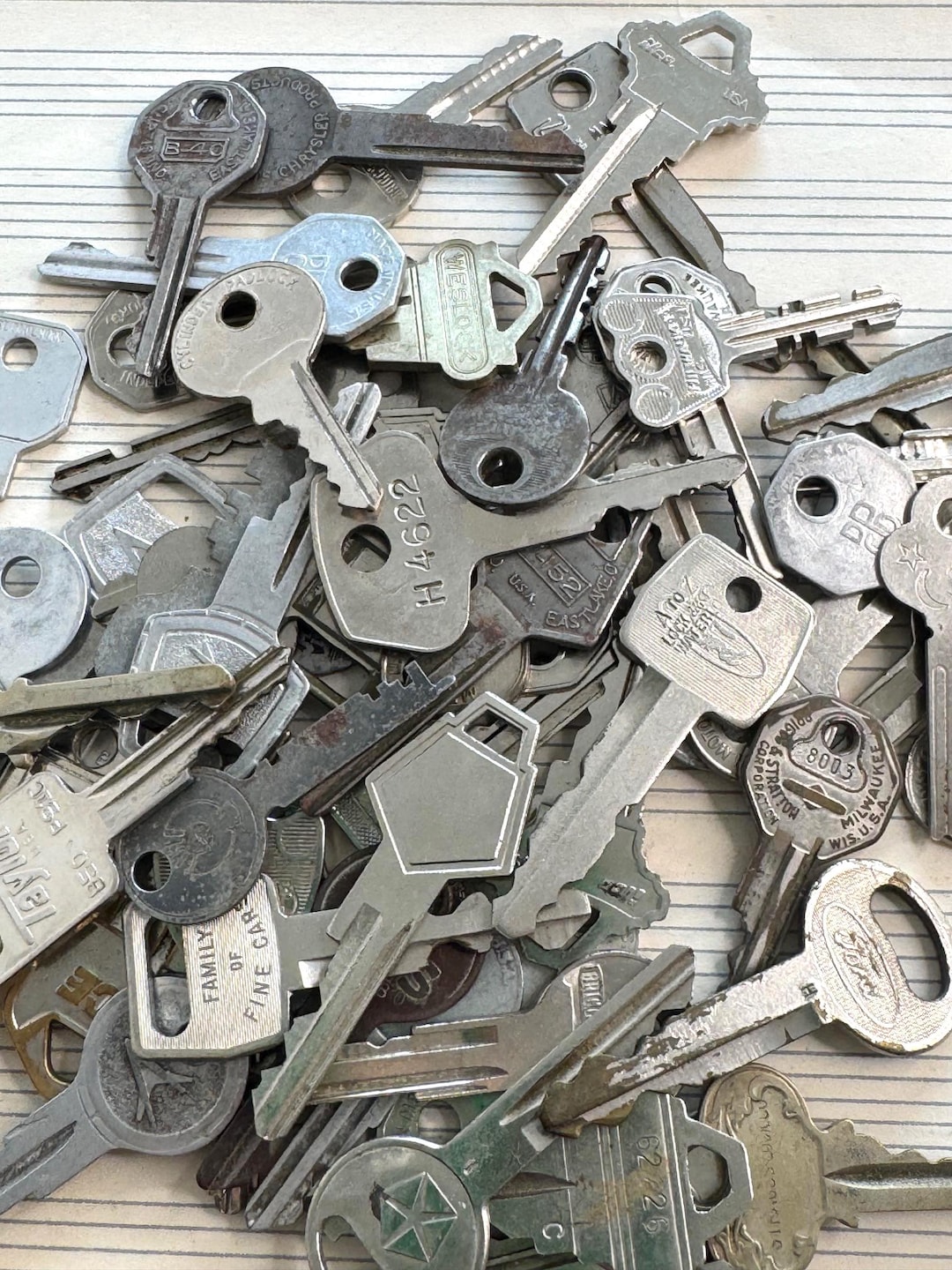 Original Vintage Salvaged Industrial Silver Assorted Keys Lot of 20 - Etsy