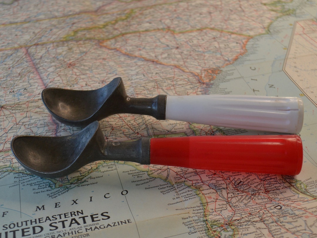 Vintage Plastic Handled Colored Serving Ice Cream Scoops Utensils Lot ...