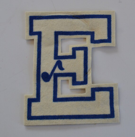 Reclaimed vintage varsity badge - Gem