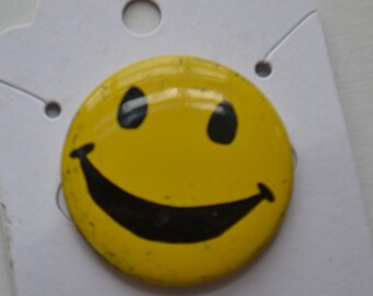 Smiley Face Pin | Etsy
