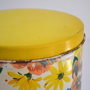 Vintage Retro Midcentury Floral Kitchen Design Metal Food Storage Tin ...