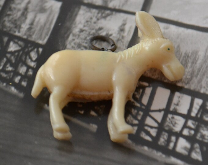 Vintage Celluloid Plastic Bakelite White Donkey Mule Animal Jewelry ...