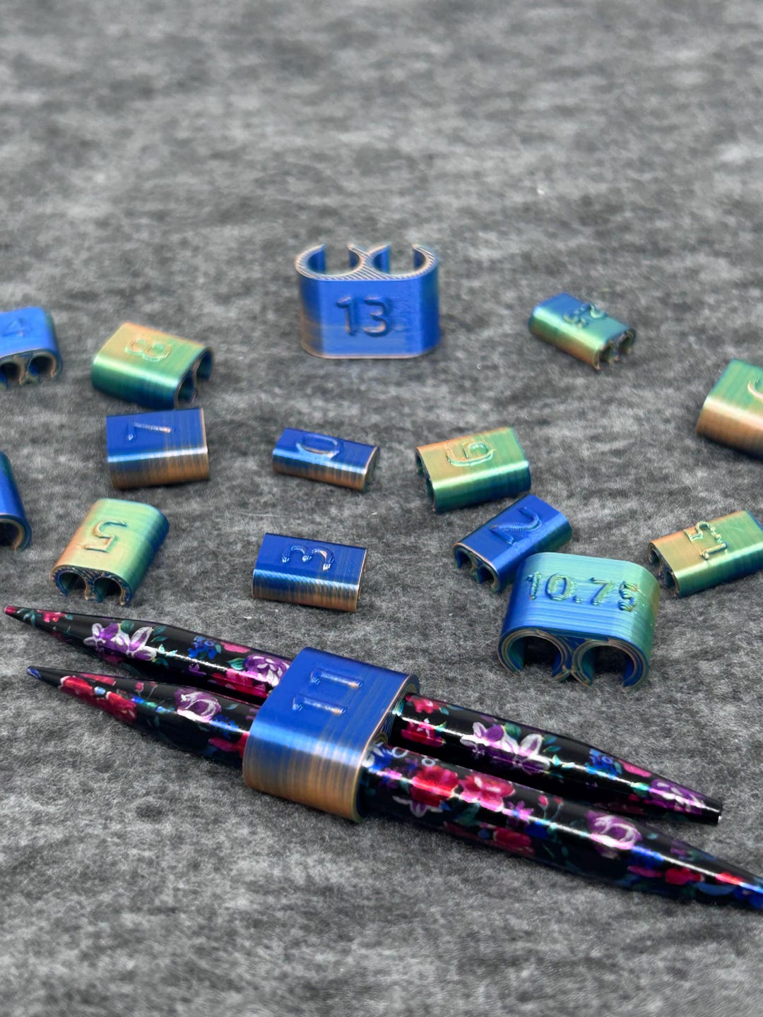 3D Printed Knitting Needle Keepers - Full Set - Fits Sizes 0-13 - Blue ...