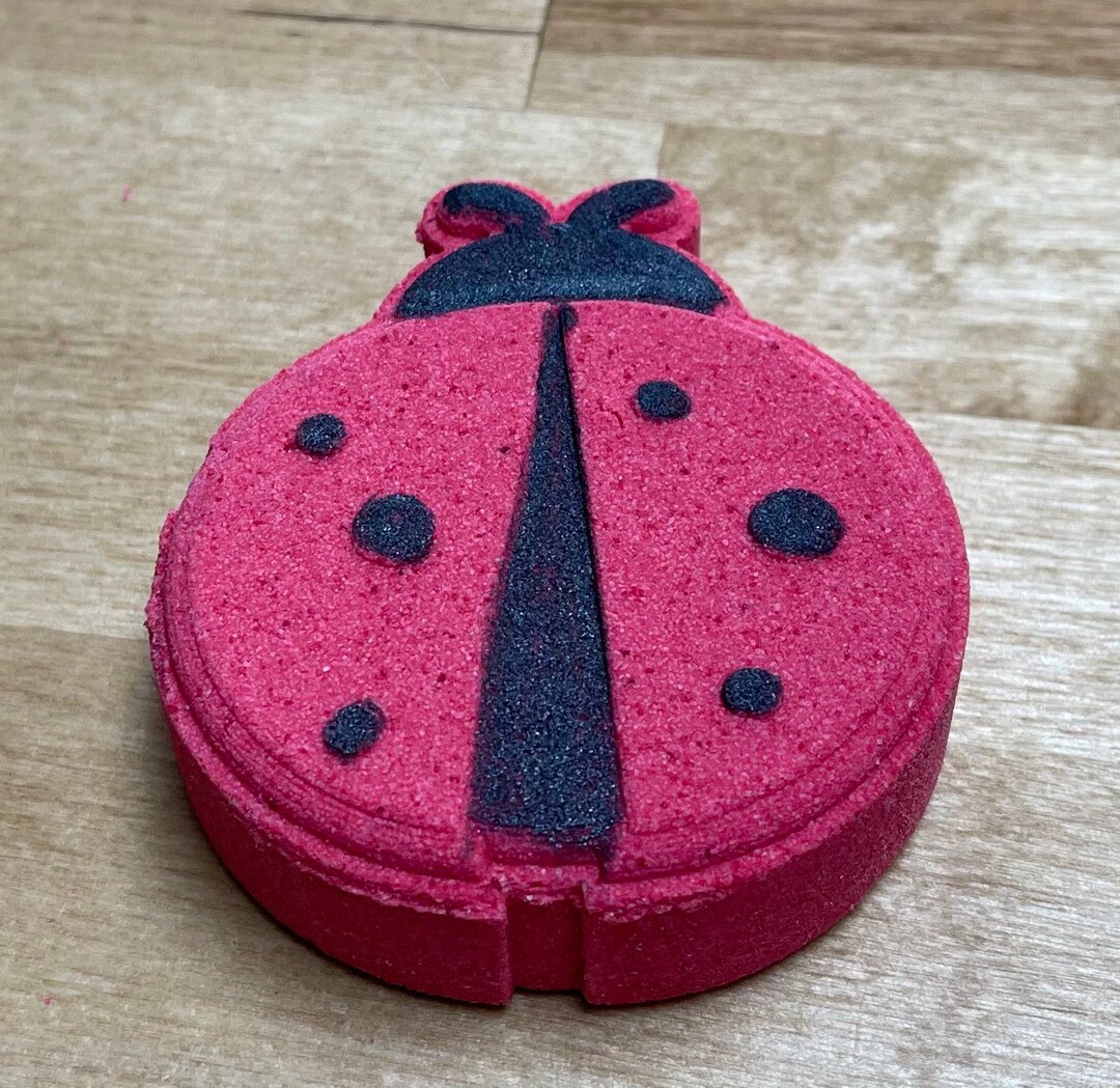 Ladybug Foaming Bath Bombs - Etsy