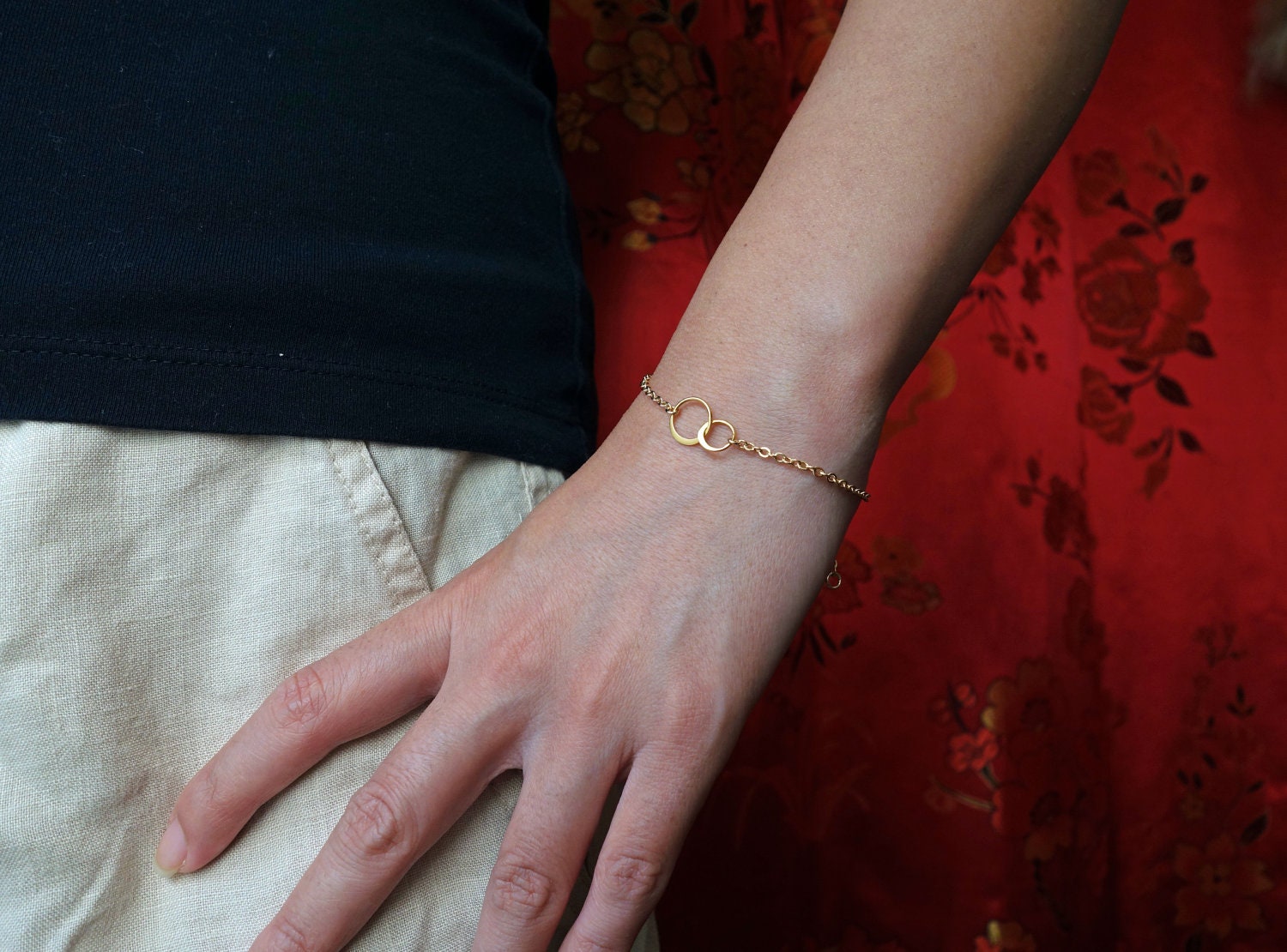 Best Friend Bracelet Interlocking Circles Bracelet in Gold | Etsy