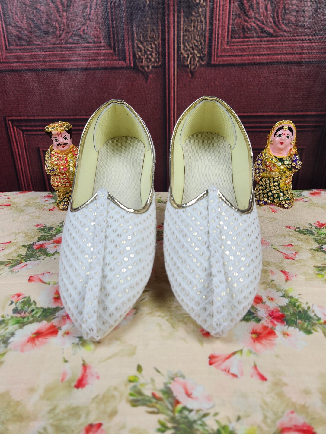 White Indian Wedding Mojari Shoes: Groom Sherwani Jooti - Etsy