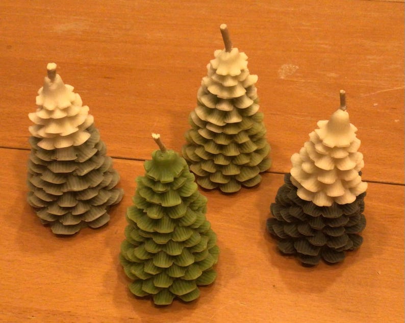 Hand-poured Christmas Tree Candle | Christmas Candle in 4 Colors ...