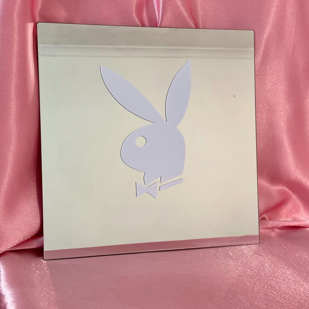 Y2K Bunny Mirror – Baddie Aesthetic Wall Decor, Selfie Room Accent ...