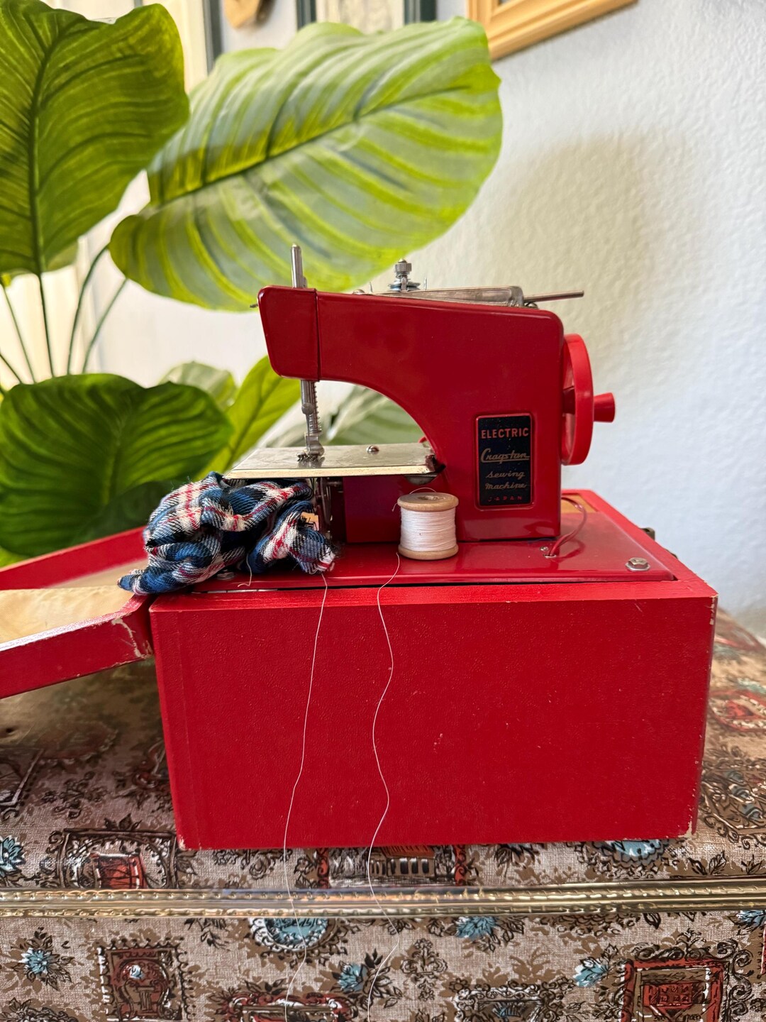 1950s Electric Little Modiste Seeing Machine, Pretend Play, Portable ...