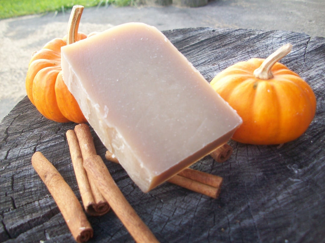 Pumpkin Spice Soap - Natural Soap Made With Honey and Beeswax - Etsy