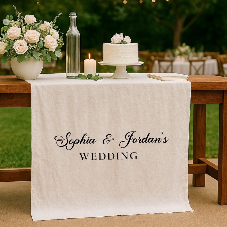 Custom Wedding Table Runner, Linen Personalized Last Name Sign - Etsy