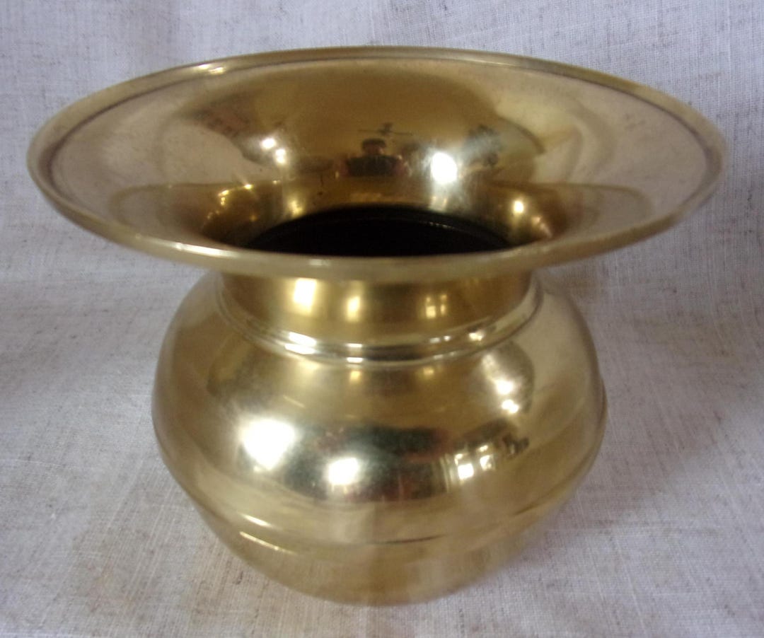 Vintage Brass Spittoon Decor, Brass Spittoon, Spittoon, Vintage ...