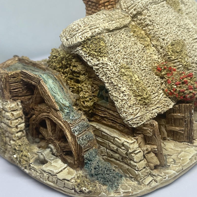 Lilliput Lane Rare - Etsy UK