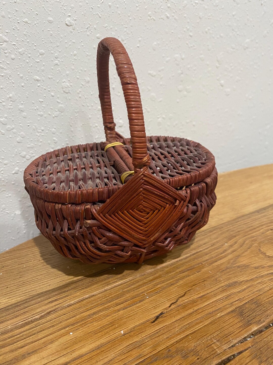Vintage Woven Rattan Lidded Basket – Small Handled Trinket Basket ...