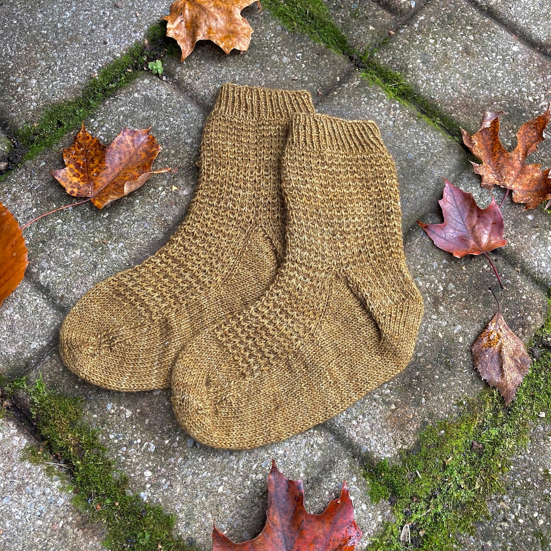 Sunday Waffles Socks KNITTING PATTERN PDF Knit Socks - Etsy