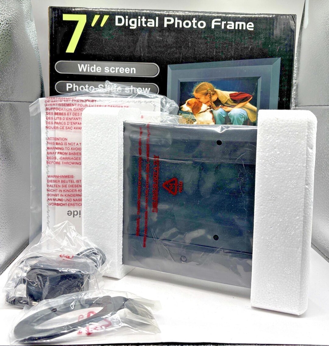 2010 Sungale 7" Digital Photo Frame Widescreen W Slide Show NEW in Box ...