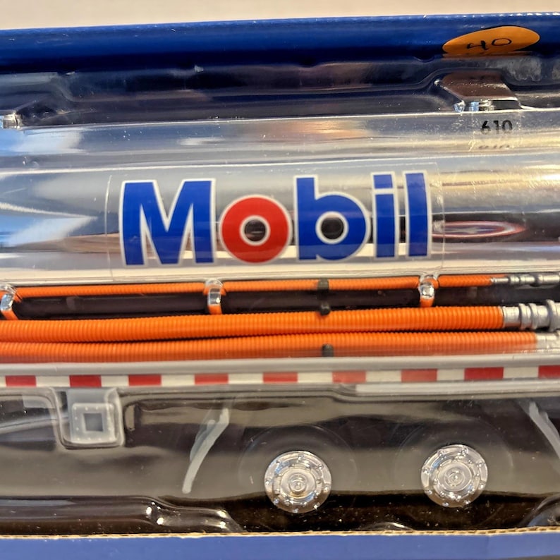 Vintage 1999 Mobil Limited Edition Collector's Toy Truck MIB 1:43 Scale ...