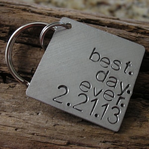 Best.day.ever. Keychain With Date-custom Handstamped Personalized ...