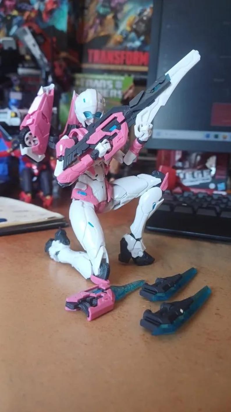 Cyber Succubus Transformer Model Kit – Buildable Action Figure - Etsy