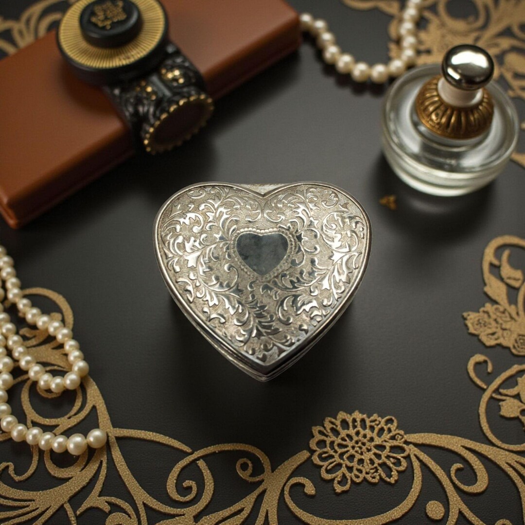Vintage Silver Plate Heart Trinket Box - Embossed Red Velvet Jewelry ...