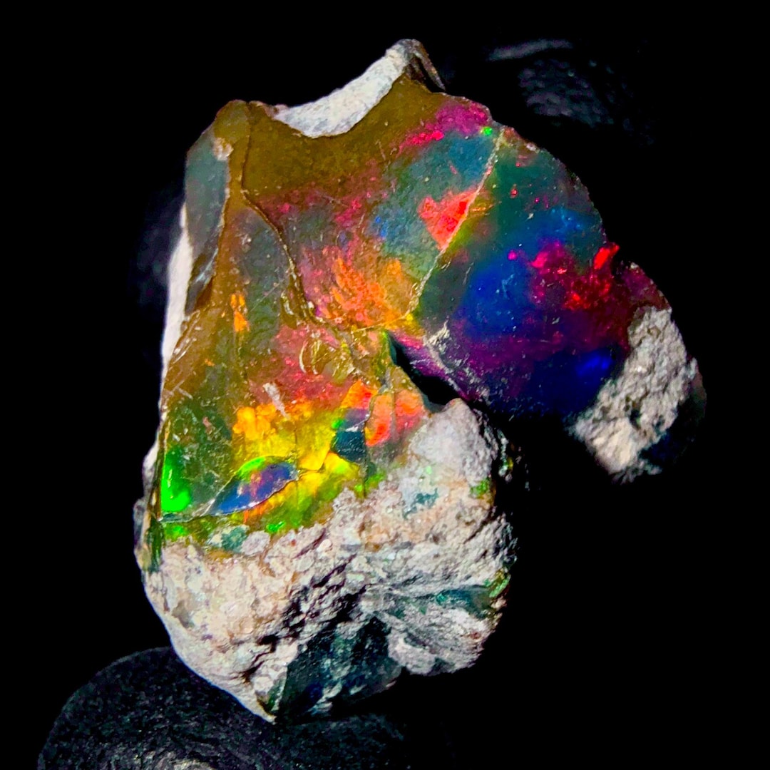 Ethiopian Opal Raw, A+ Cut Grade Opals 21.8 Ct 18x17x15 Mm, Natural ...
