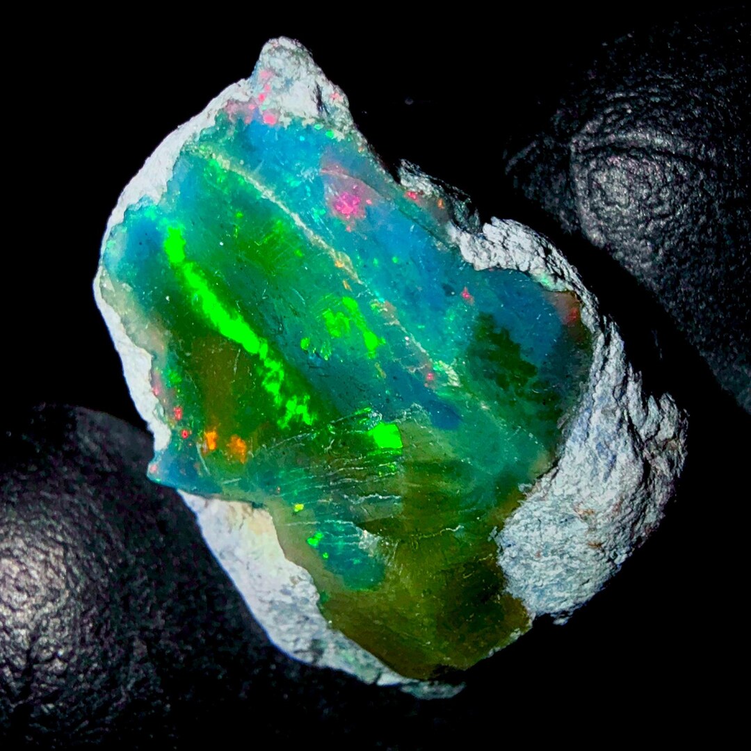 Ethiopian Opal Raw, Black Opal Rough, A+ Cut Grade Opals 26 Ct 26x18x14 ...