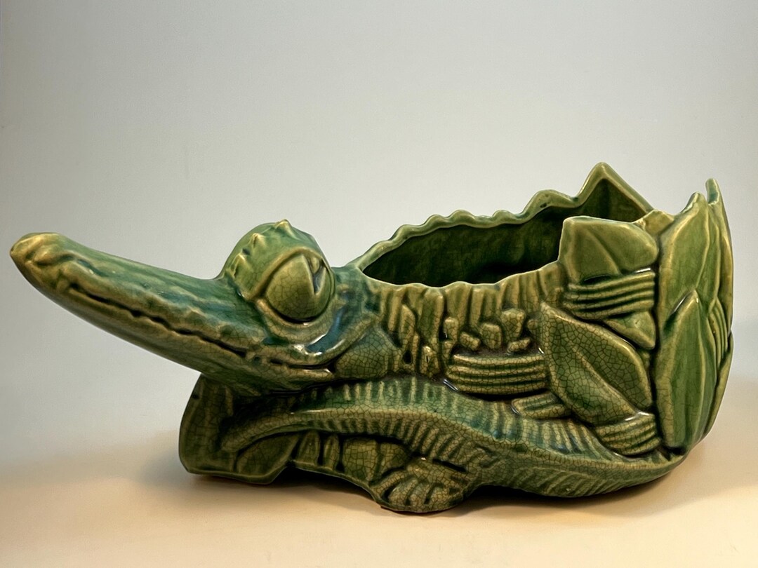 Vintage Mccoy 1950s Alligator Planter - Etsy