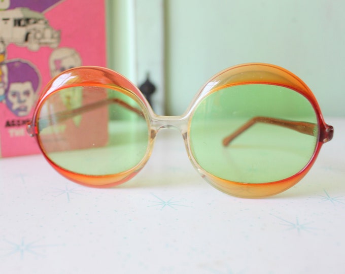 1950s 1960s MOD GIRL Sunglasses....groovy. France. Retro. Hipster ...