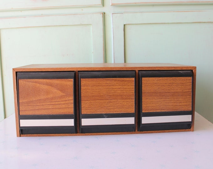 Vintage CD Holder Shelf 1980s Music Library Home Office Studio Audio ...