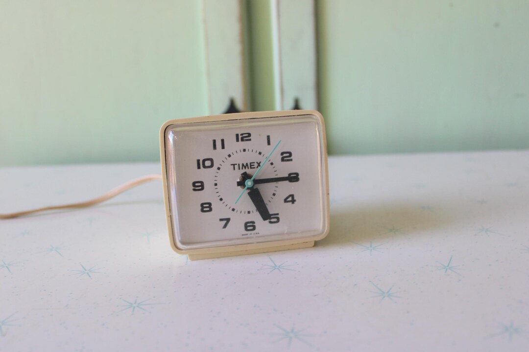 1970s MOD Atomic Retro Clock.....retro. Rad. Collectible. Rare. Mid ...