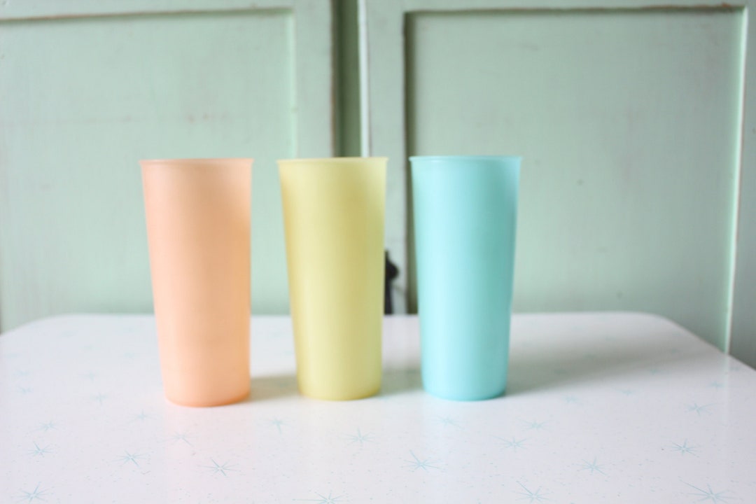 Vintage Colorful Plastic Cups Set: 1970s Kitchen Decor - Etsy