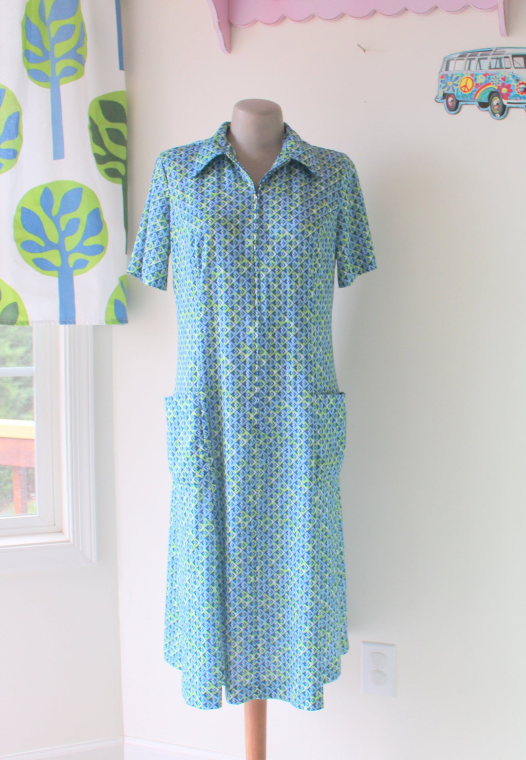 SALE/// 1970s Geometric SWIRL Go Go Dress..size Medium.glam. Gogo ...