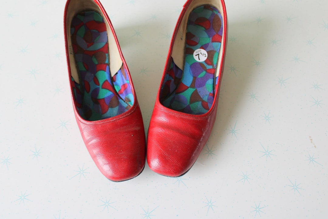 Vintage 1960s Red Groovy Heels....size 7.5 Womens....glam. Red Heels ...