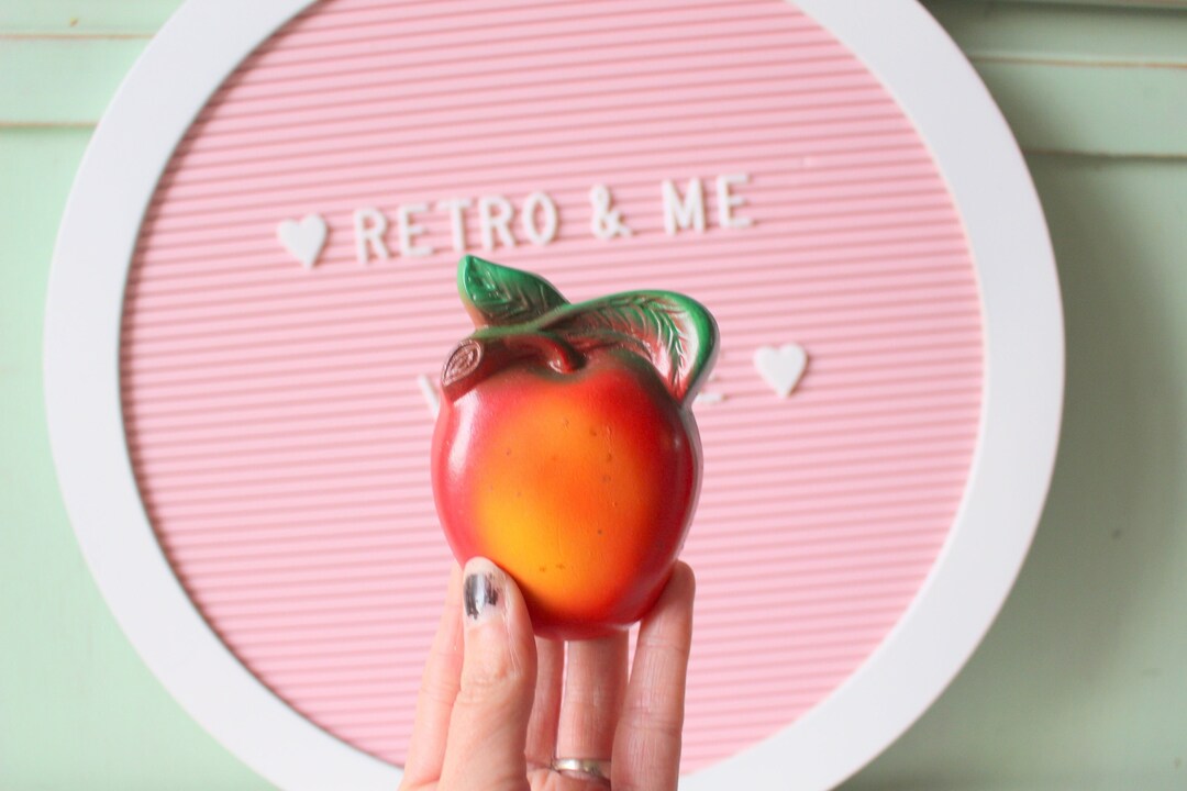 1970s Vintage RETRO FRUIT Apple Wall Art Decor...kitchen. Kitsch. Home ...