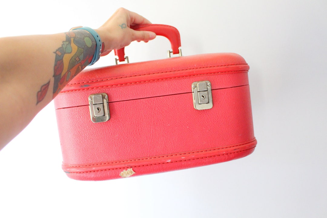 Vintage 1970s TRAVEL Case Luggage... Mid Century. Retro. Vintage ...