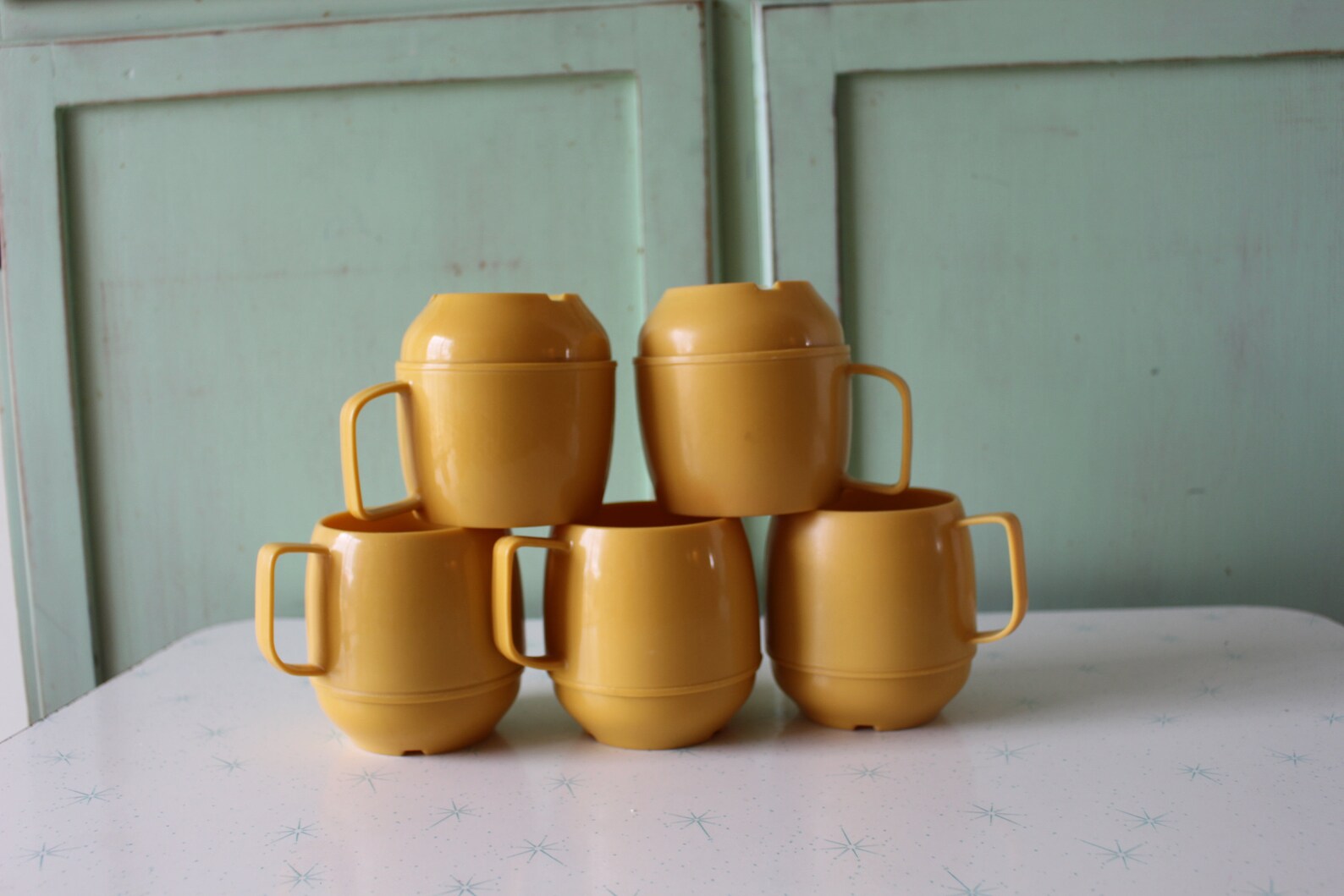 Vintage MUSTARD Yellow Mug Cup Set..vintage Home. Set. Cups. - Etsy