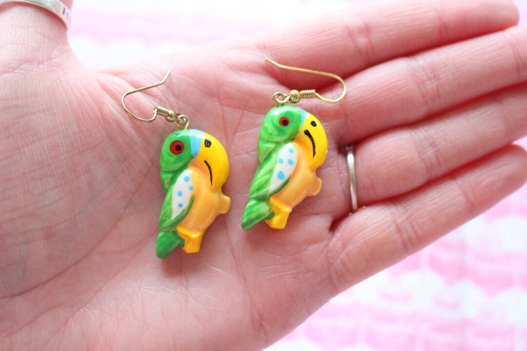 Vintage Toucan Bird Earrings...pierced Ears. Kitsch. Retro. Safari ...