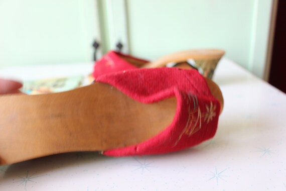 Vintage Art Beach Wooden Aztec Shoes with FAN....tiki… - Gem