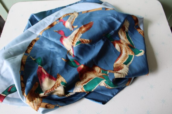 HUGE Vintage Mallard Duck Country Scarf......blue. si… - Gem