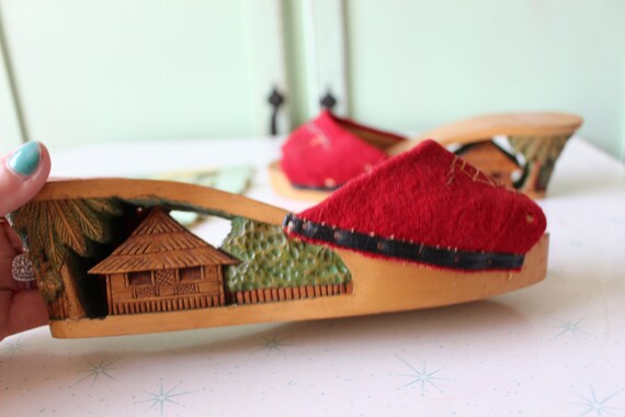 Vintage Art Beach Wooden Aztec Shoes with FAN....tiki… - Gem