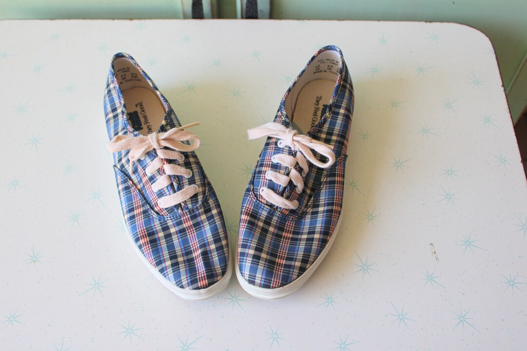 1980s Checkered Plaid Lace up Flats....size 6.5 Us/ 4 Uk/ 37 Euro Women ...