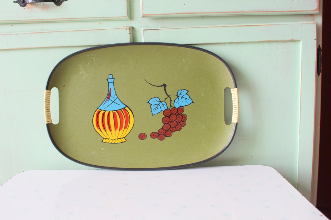 1960s 70s Vintage Olive Green Dinner Plate Tray....retro. Eat. Serving ...