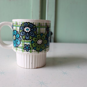1960s RETRO FLORAL Coffee Mug.....retro Housewares. 70s Home. Flower ...
