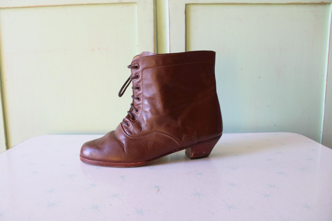 Mid Century Antique Brown Leather Boots...size 5 Womens...leather Ankle ...