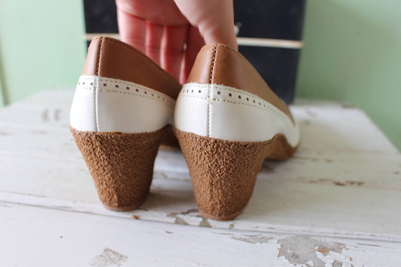 1960s GENUINE LEATHER Two Toned Classic Heels...retro. Pumps. - Etsy